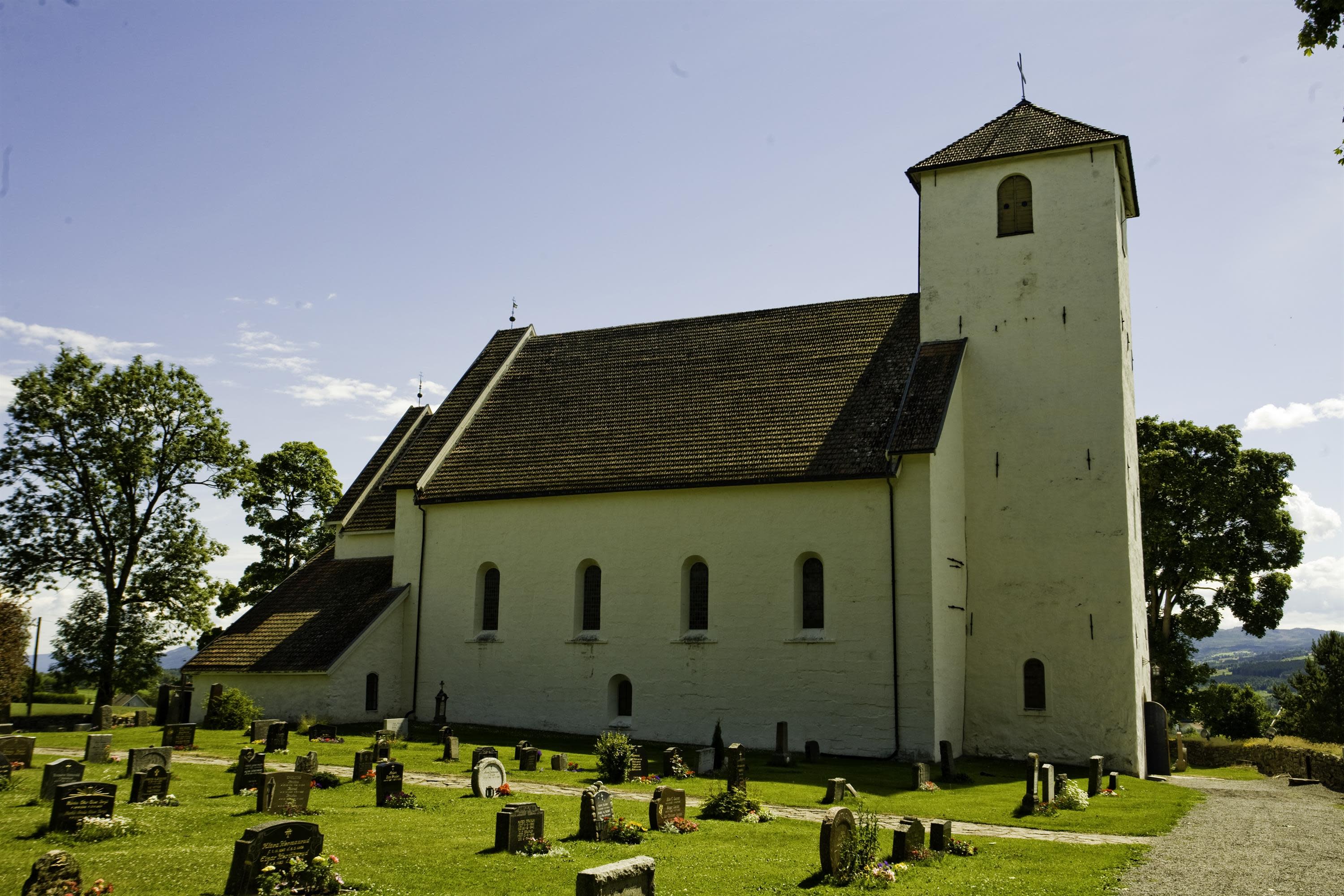 Hoff kirke - Visit Øst-Norge